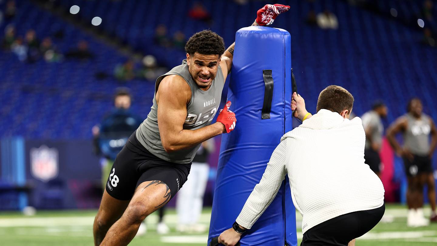 The Chicago Bears make a huge splash with Austin Booker