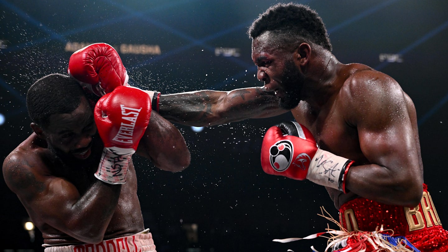 Carlos Adames vs. Hamzah Sheeraz Results: Adames Retains Title In ...