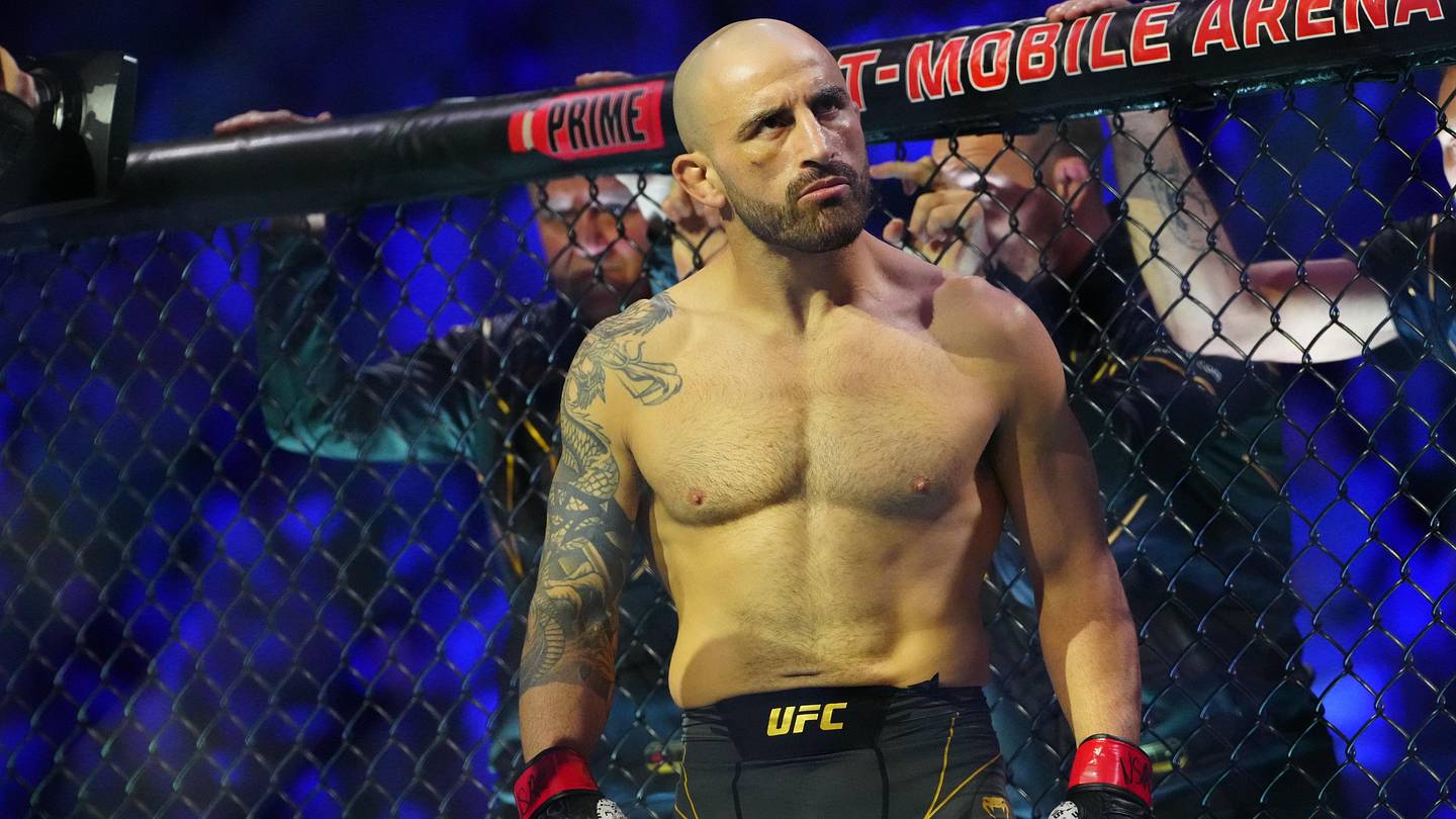 Alexander Volkanovski Rounds Out His List of Top 5 UFC Fighters with ...