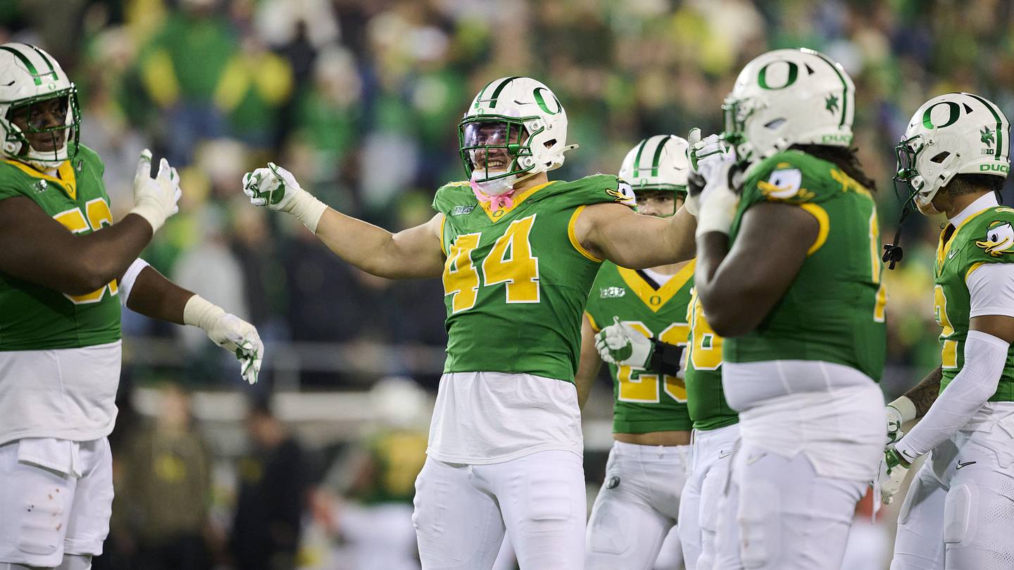 Working on the line moves: USC at Oregon ticks down