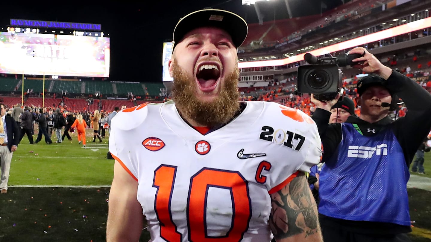 Ben Boulware posts hilarious message after going through a Clemson workout
