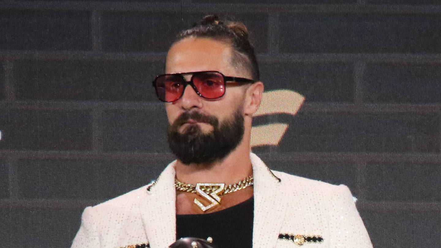 Seth Rollins Peels Back The Curtain On His Fake Knee Injury Ahead Of ...
