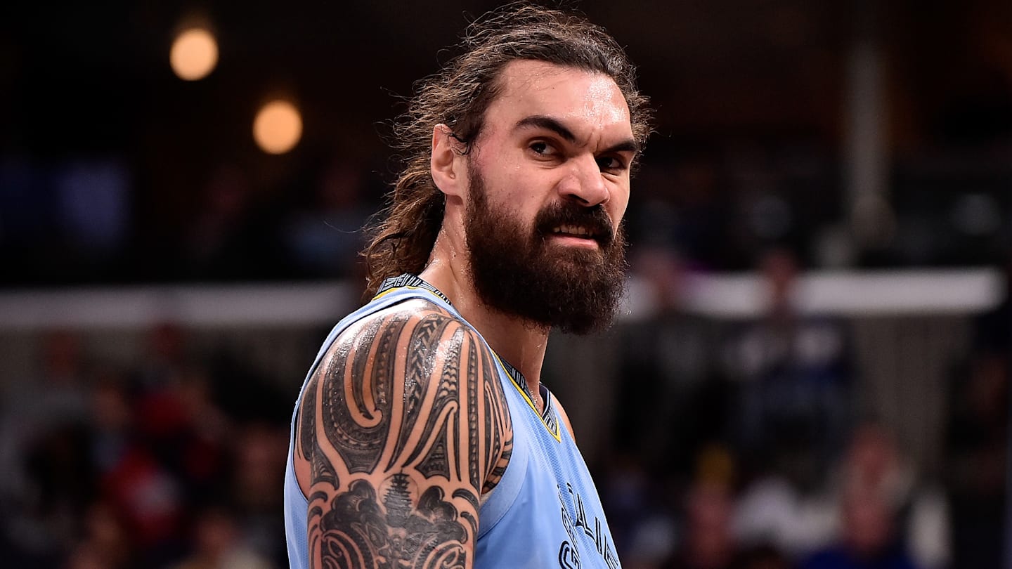 Rockets have made their stance on Steven Adams crystal clear