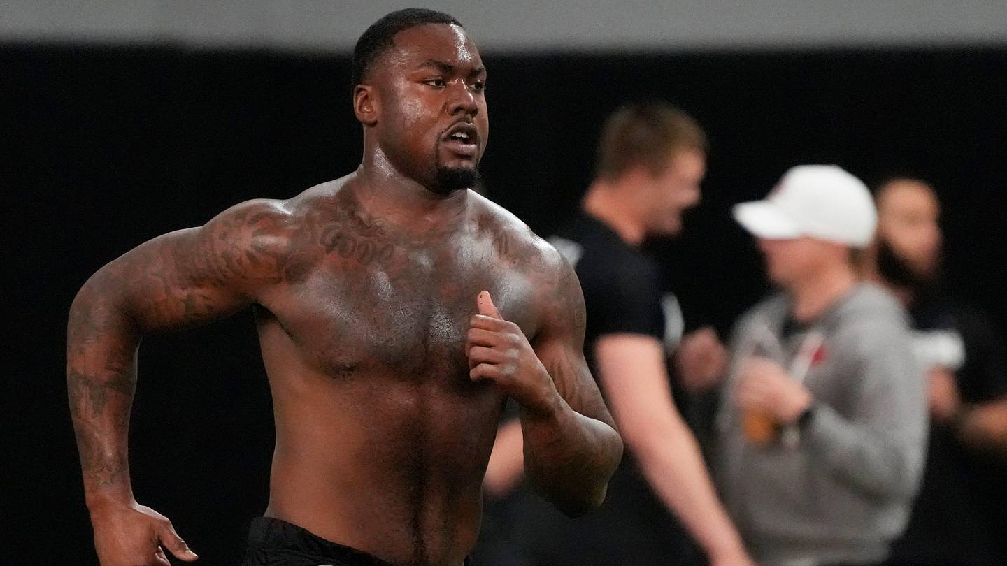 Panthers projected to pick Georgia edge at No. 8 - but not the ...