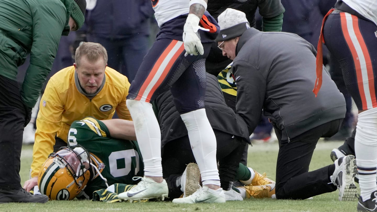Packers Player's Dad Just Revealed Lengthy Timeline for Injury Recovery