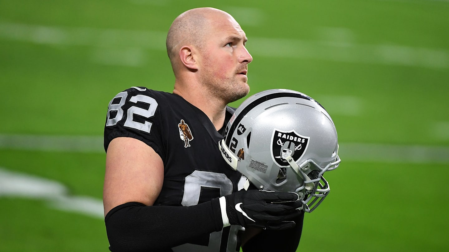 Jason Witten sends powerful message about Oklahoma standard after hire