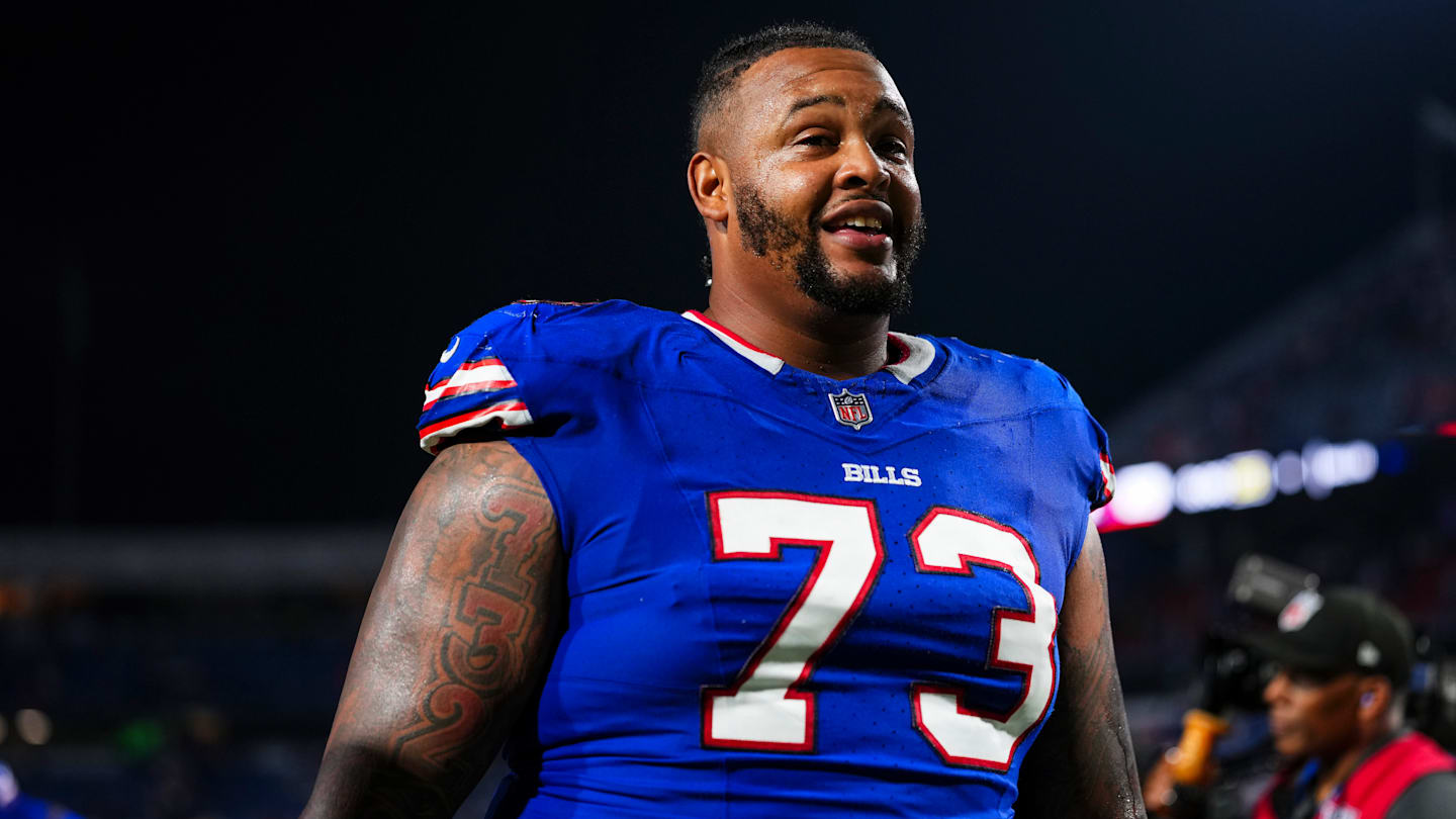 Dion Dawkins got the last laugh after frantic Bills-Panthers postgame ...