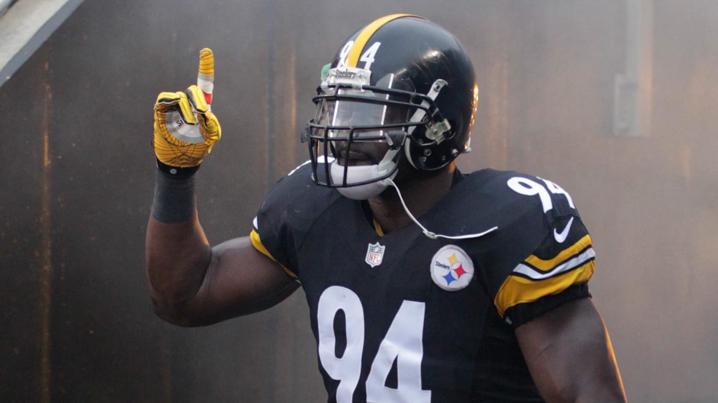 Pitt Offers Former Steelers Star's Son