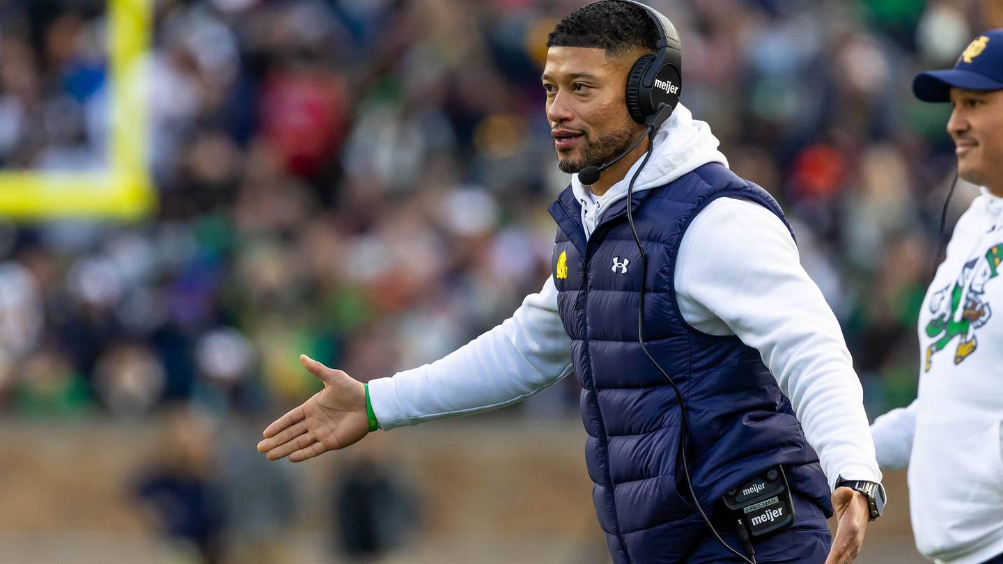 3 potential Notre Dame LB hires Marcus Freeman can make with Al ...