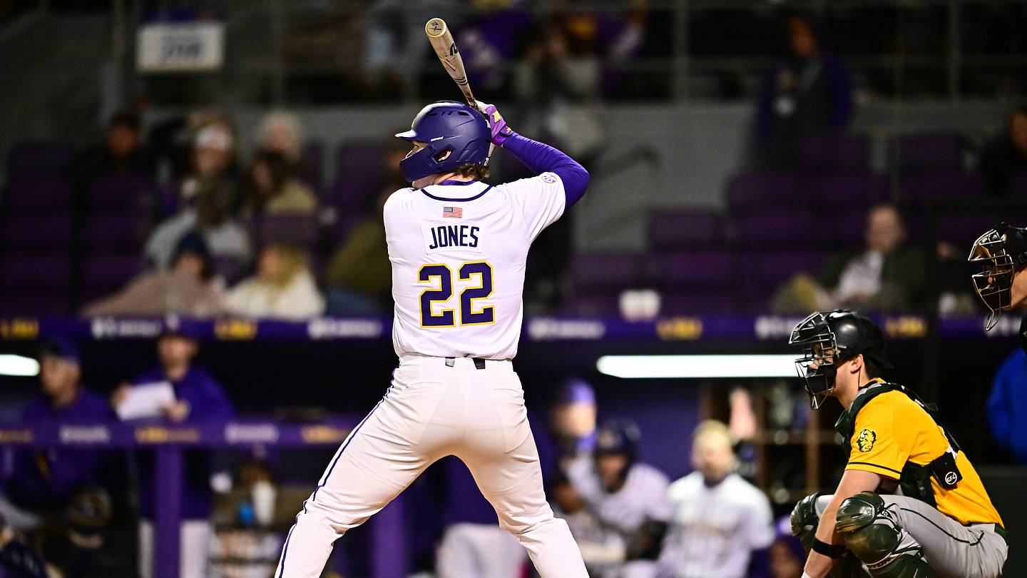 The Recap: LSU Baseball Takes Down North Alabama 6-2 in Game 2 of ...