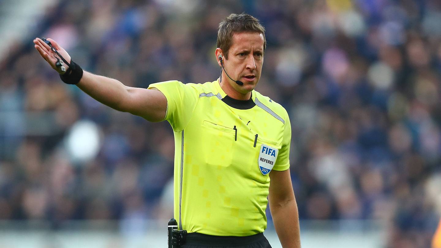 Chelsea vs Brentford: Who is the referee and VAR for the Premier League ...