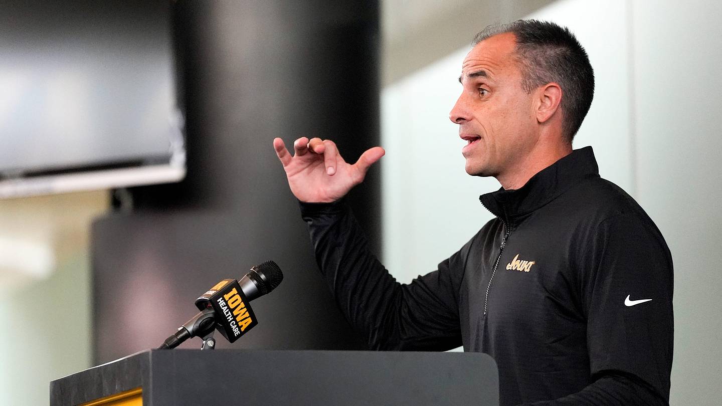 New Iowa Men's Basketball Head Coach Ben McCollum wants to make the ...