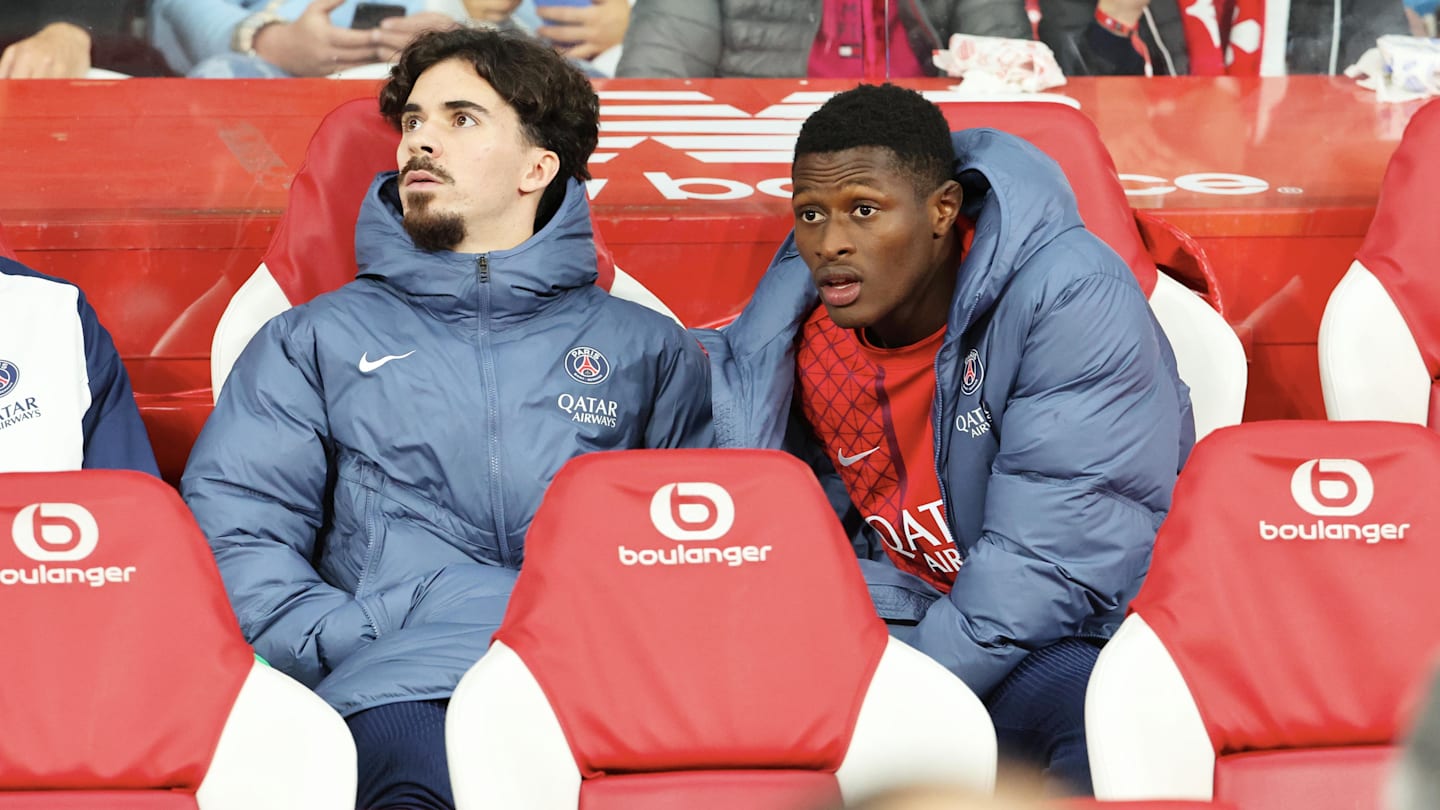 Four PSG stars honoured in Portugal