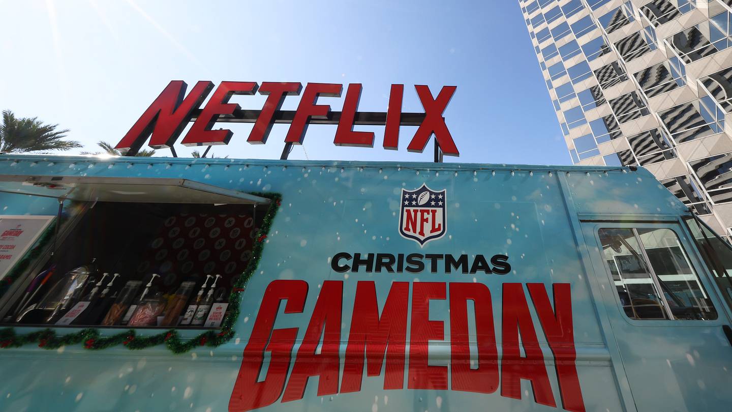 Netflix begins NFL experiment with surprisingly strong debut between ...
