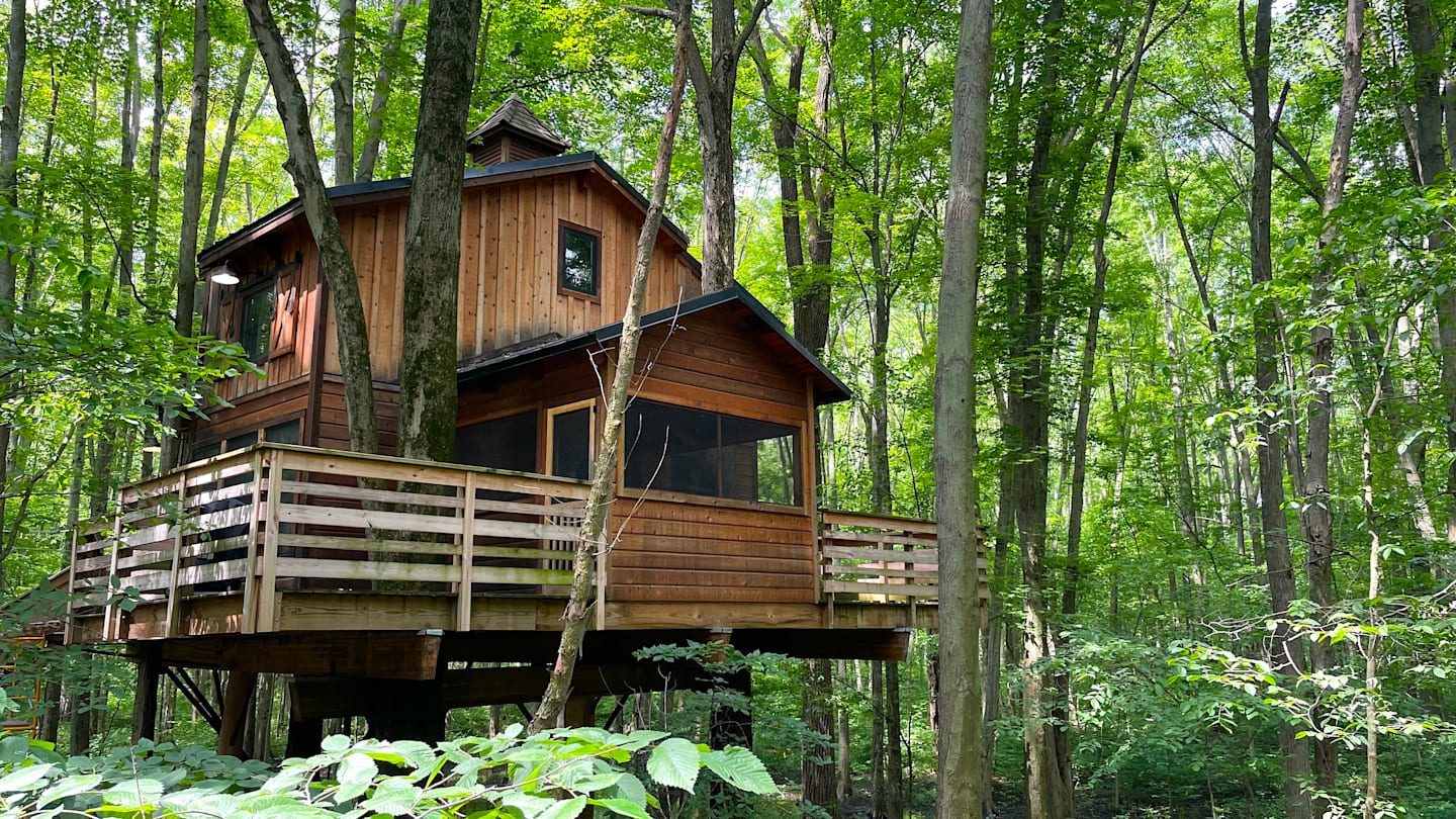 This Ohio Park Lets You Stay Overnight in Epic Treehouses