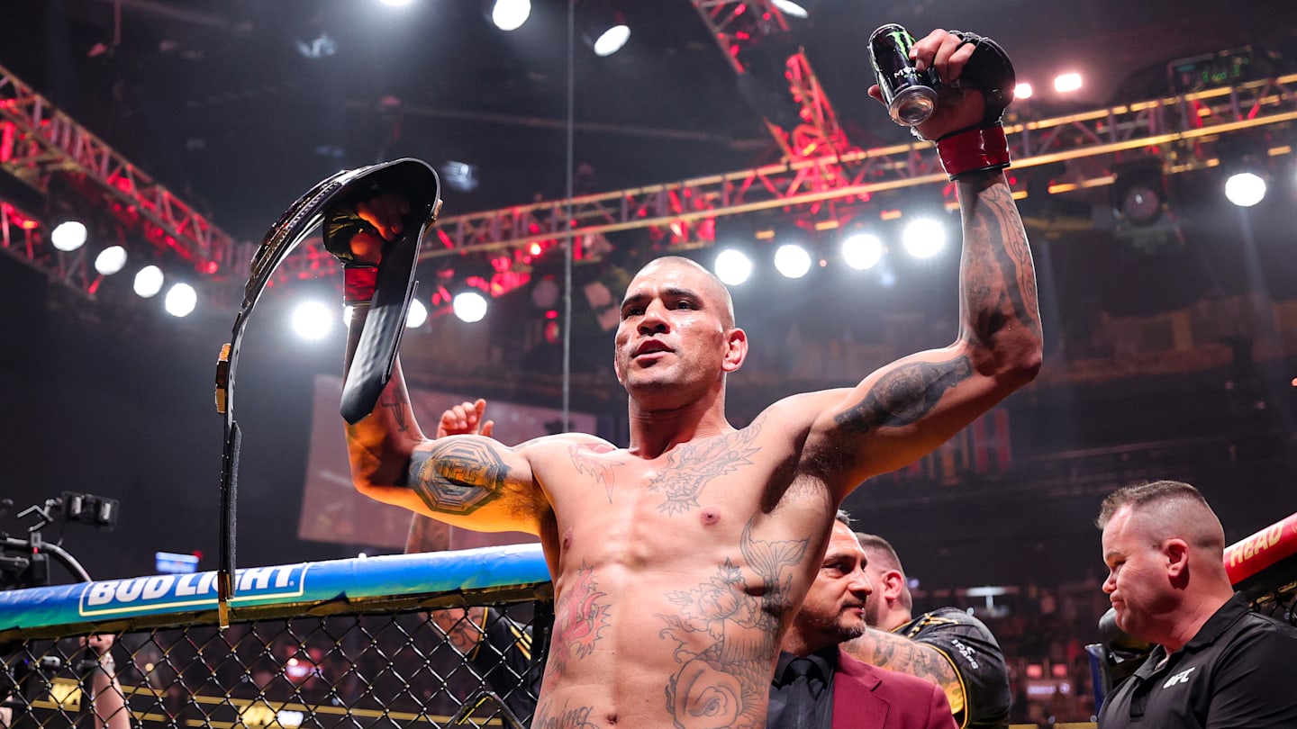 Alex Pereira net worth: How much does he make per fight?