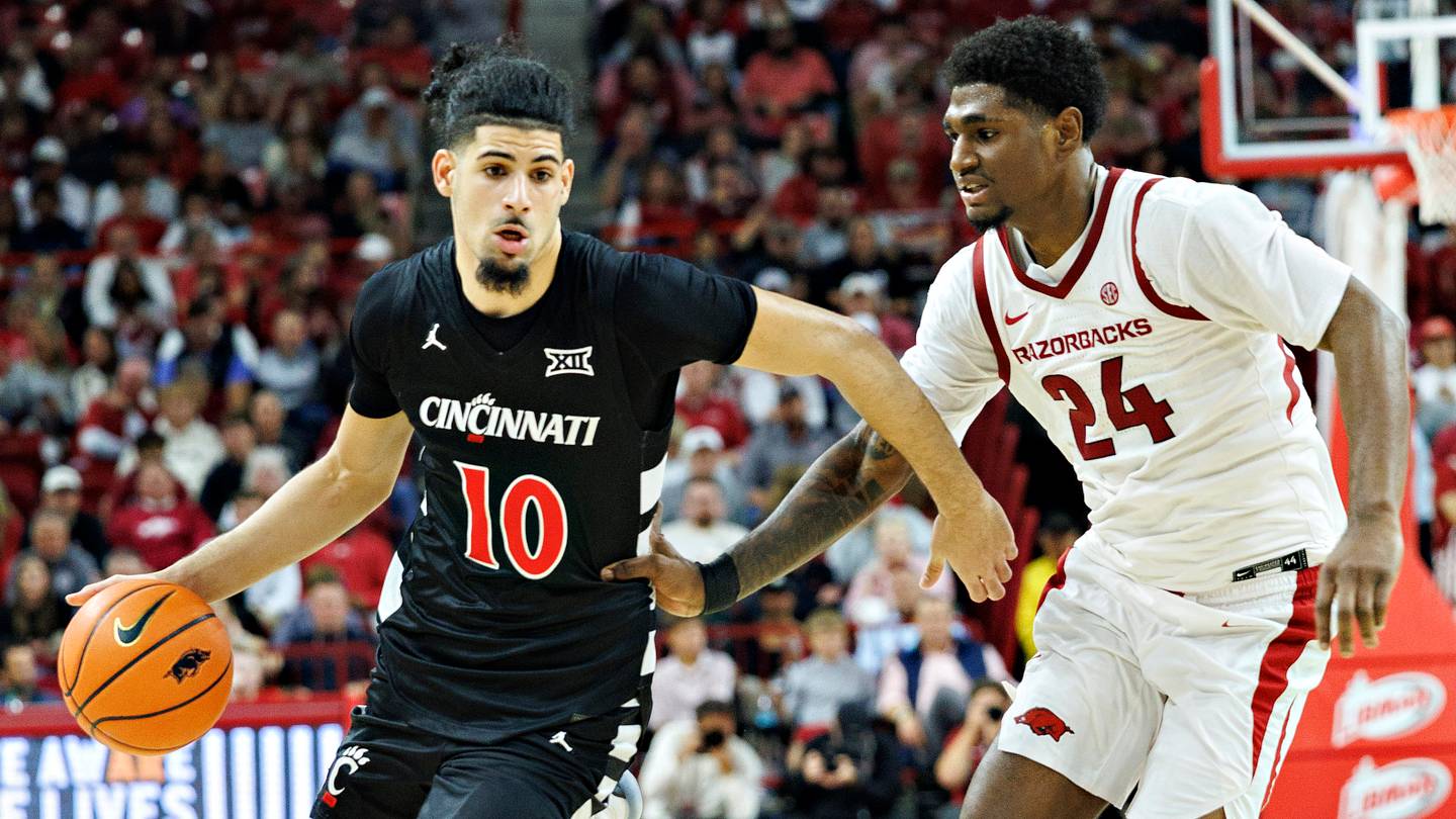 College Basketball is back: Bearcats open season against Western Carolina