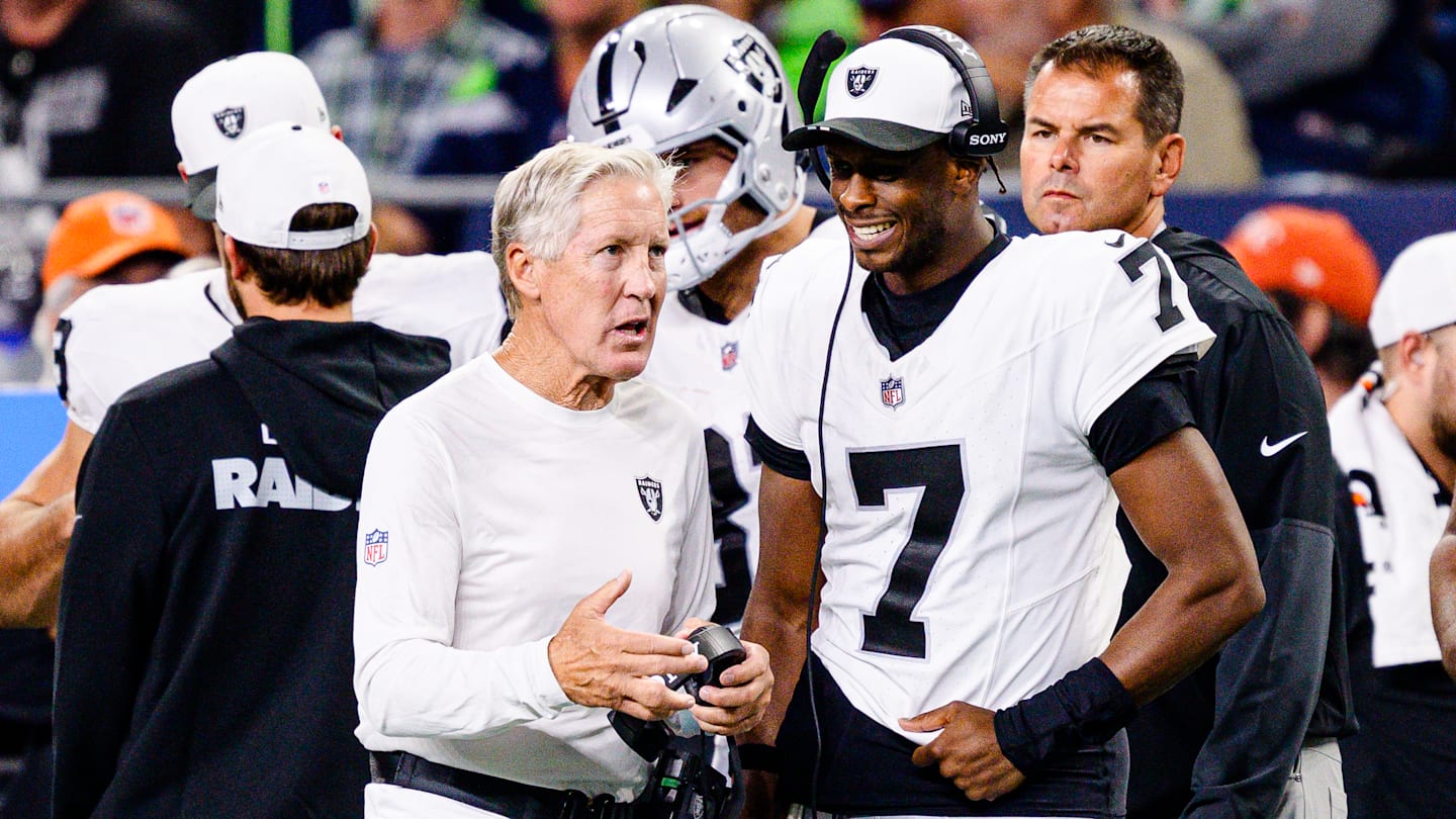 Patriots reporter just wrote a check the Raiders will gladly help them void