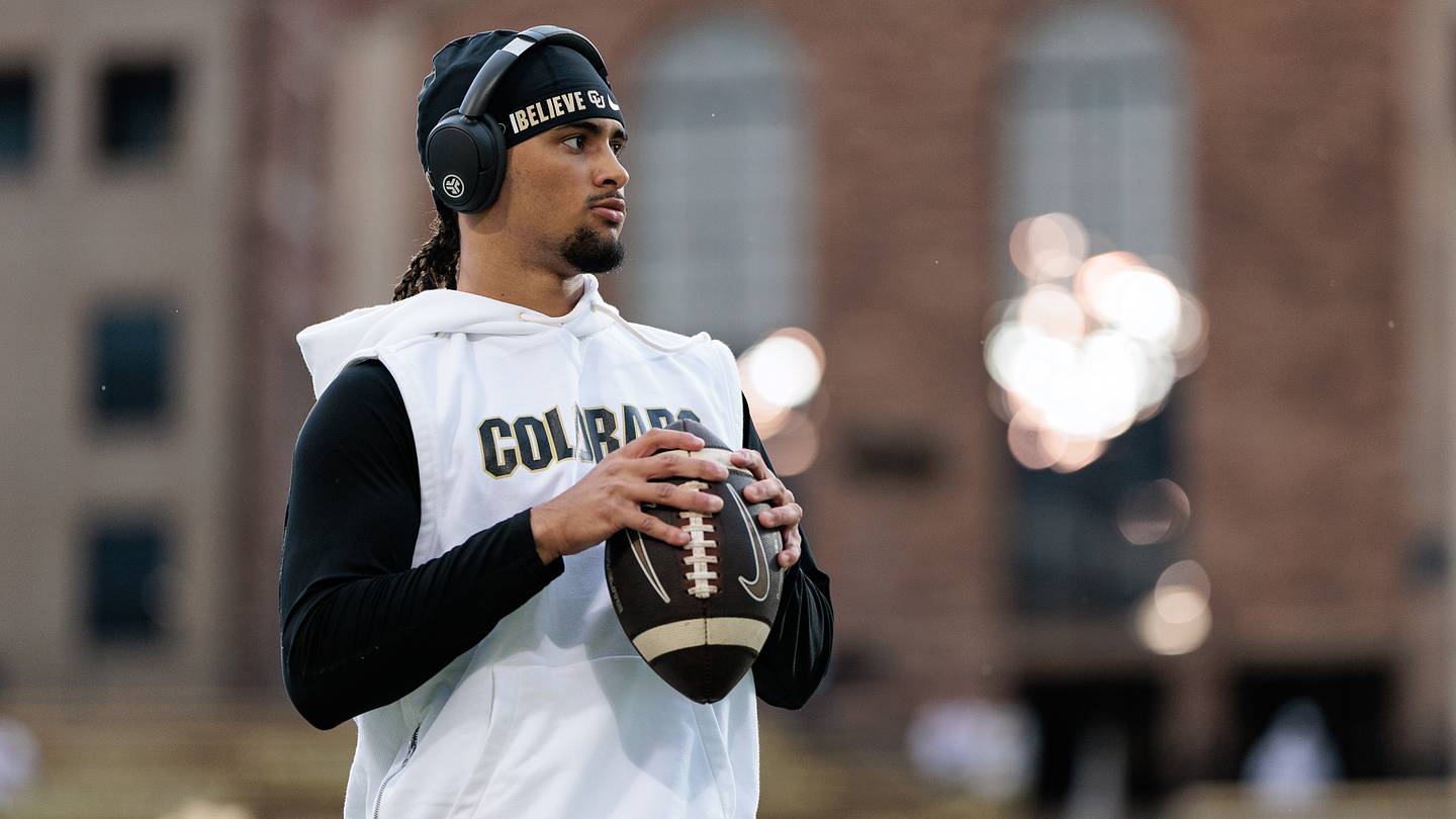 Deion Sanders must focus on the future and make an obvious move at QB ...
