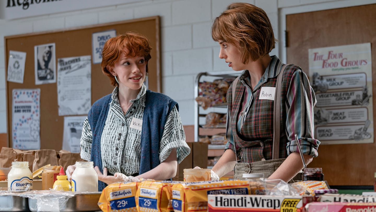 Robin and Vickie are together in Stranger Things 5 (and we hope it lasts)