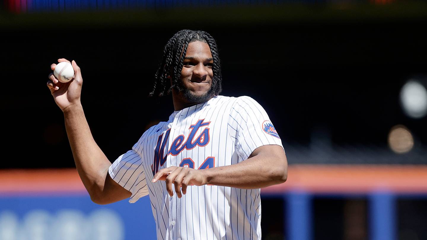 Zuby Ejiofor delivers strike in ceremonial first pitch before New York ...