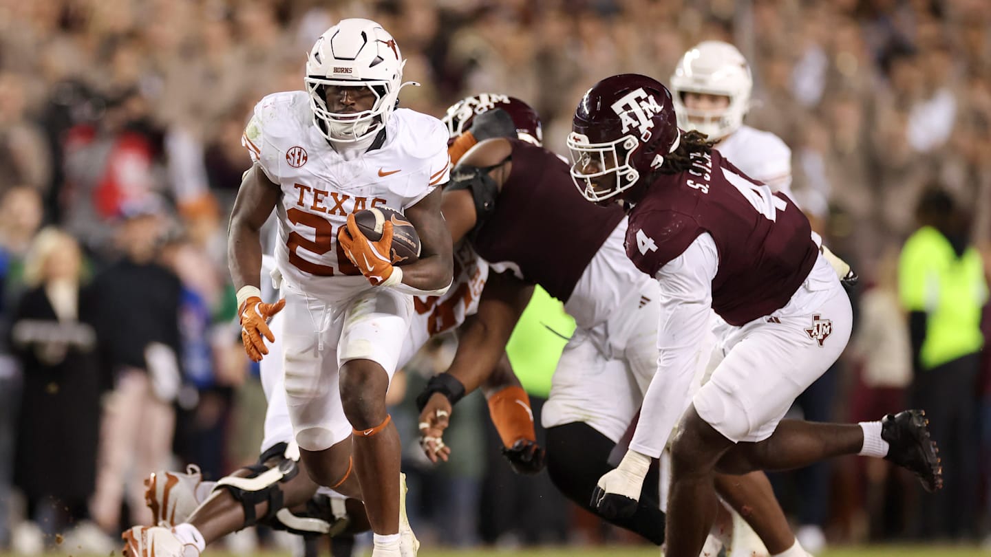 4 colossal Texas football storylines heading into the Lone Star Showdown