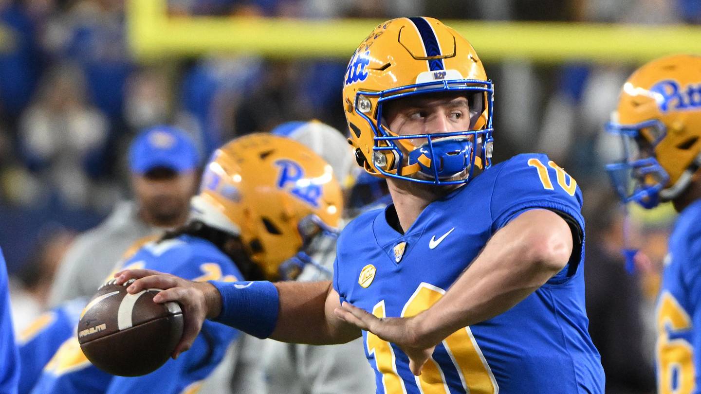 Pitt Gives Injury Update on QB Eli Holstein