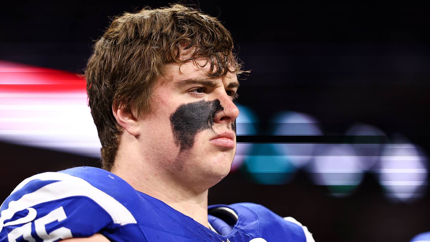 Will Fries injured during Indianapolis Colts-Jacksonville Jaguars game