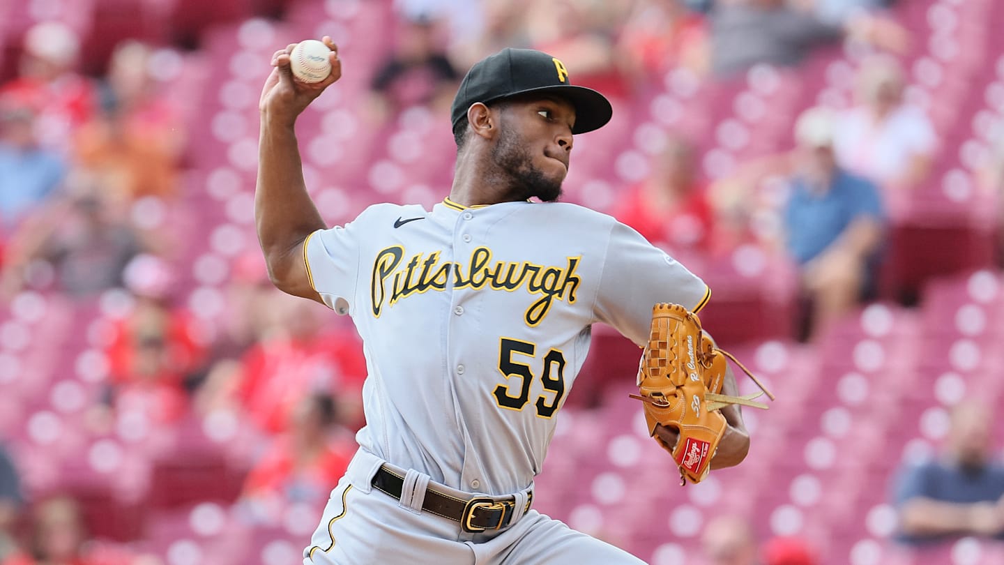 Reds claim former Pirates top prospect off waivers