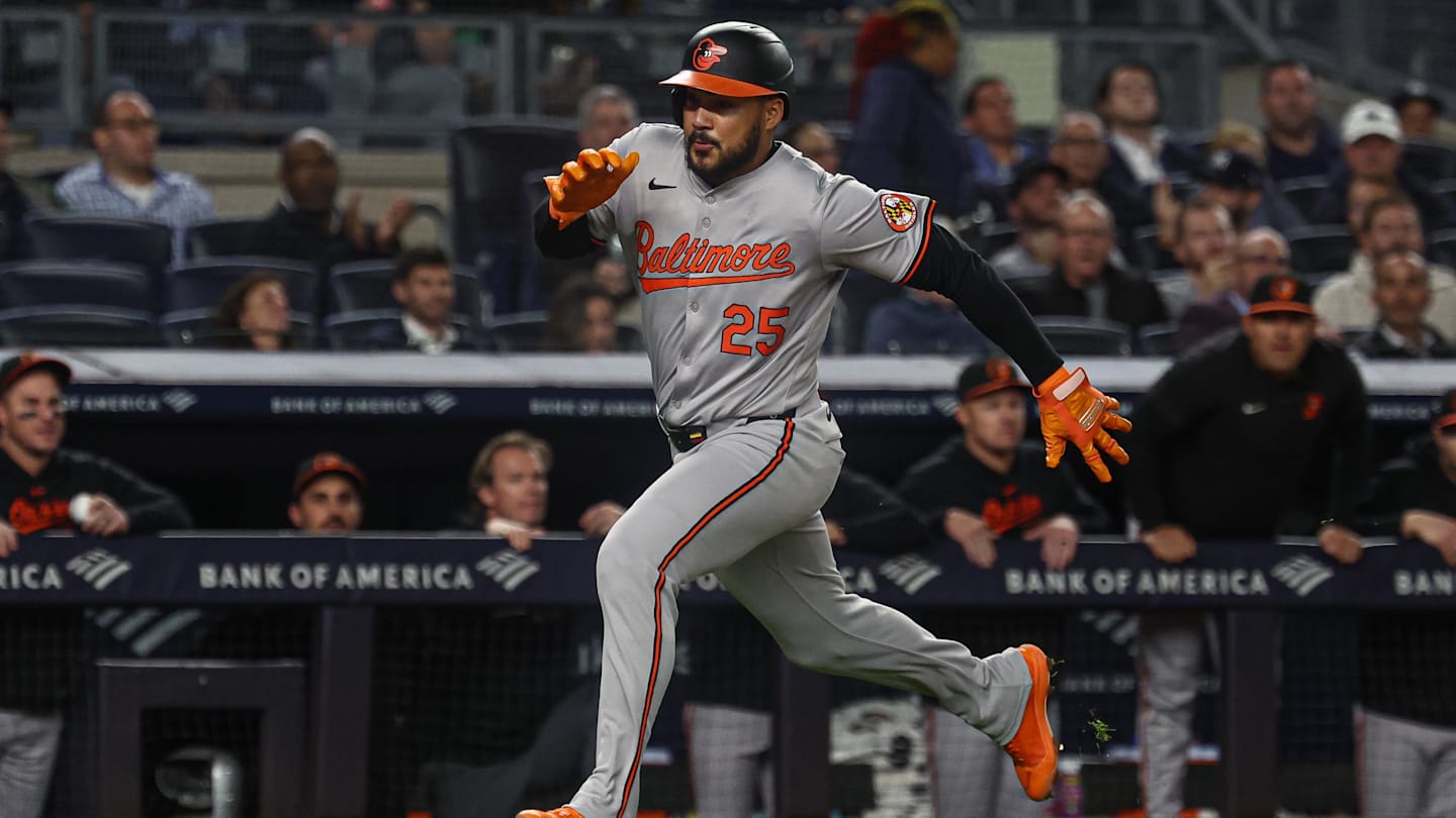 MLB insider pitches KC Royals target as 'Robin' for Bobby Witt Jr.'s ...