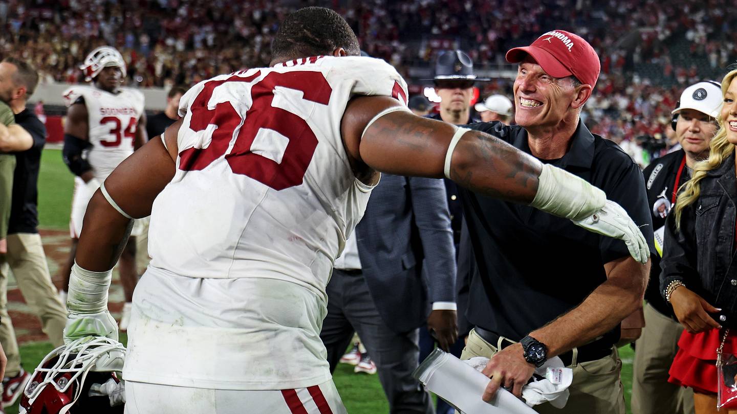 Brent Venables and all of Sooner Nation absolutely elated after OU ...