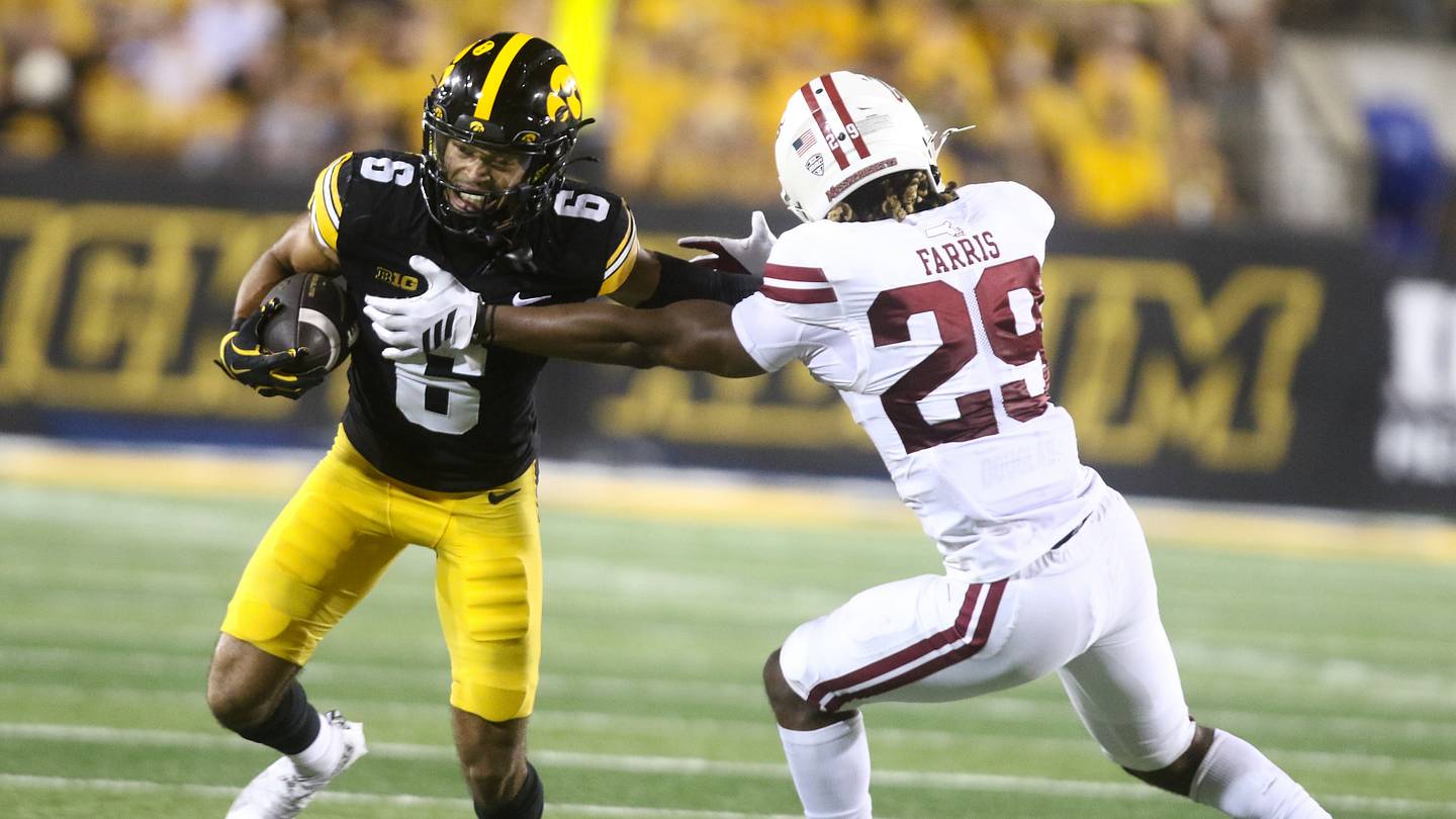 Seth Anderson is sure the offense will be able to "make explosive plays ...