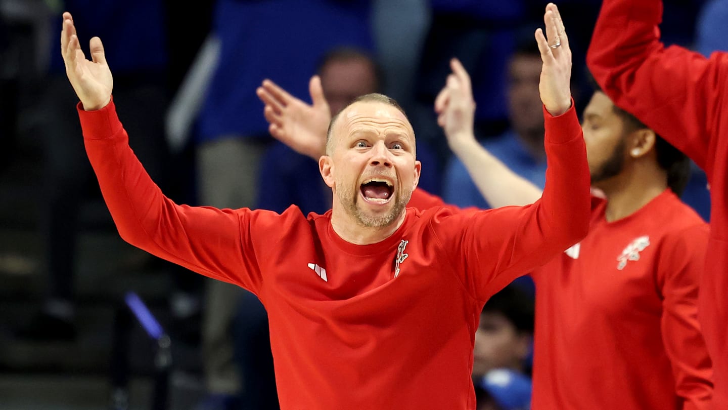 3 alarming weaknesses Louisville basketball must fix after Kansas exhibition game