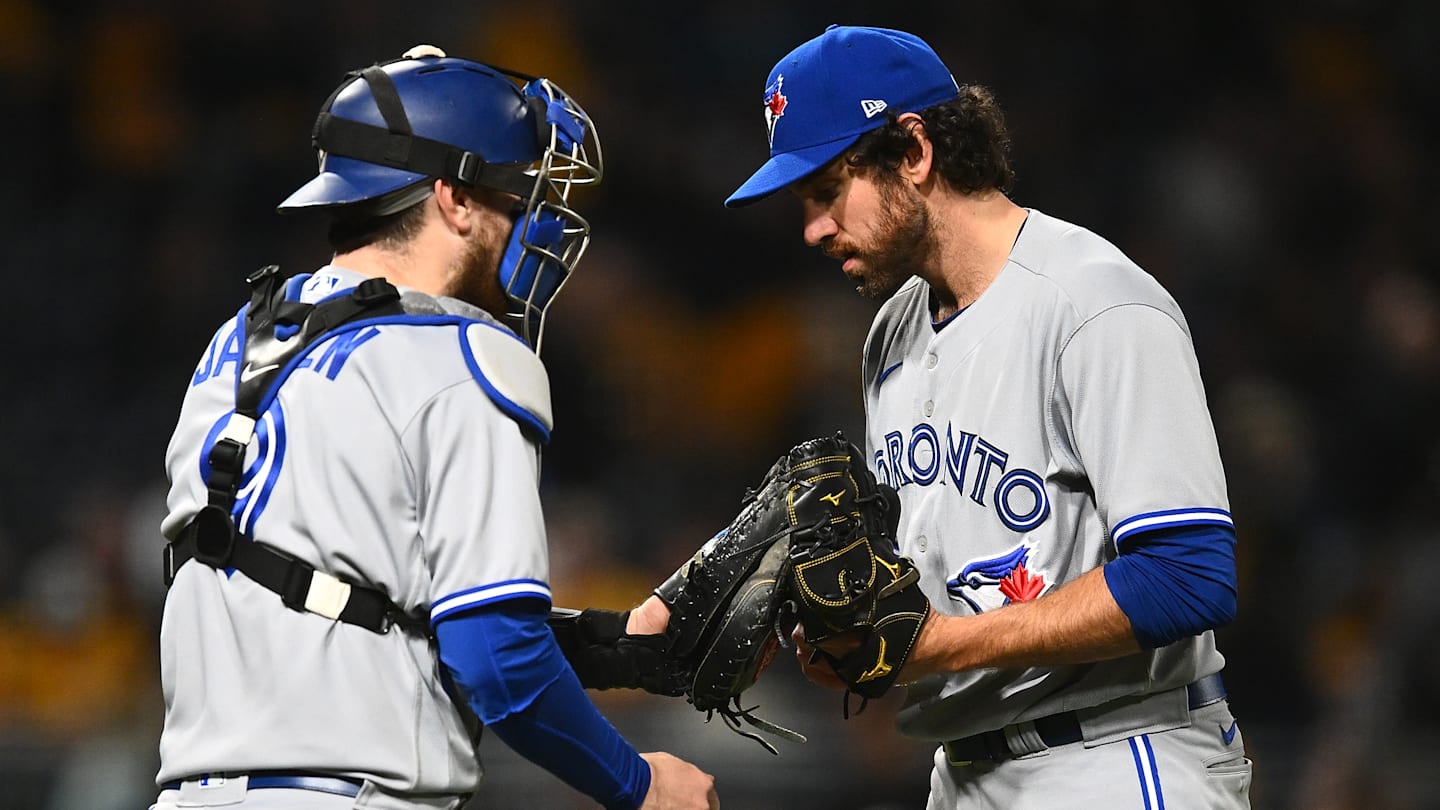 3 positive and 2 worrisome signs on the Blue Jays one quarter into the ...