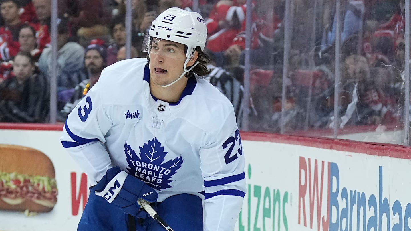 Matthew Knies should wait to re-sign with Toronto Maple Leafs