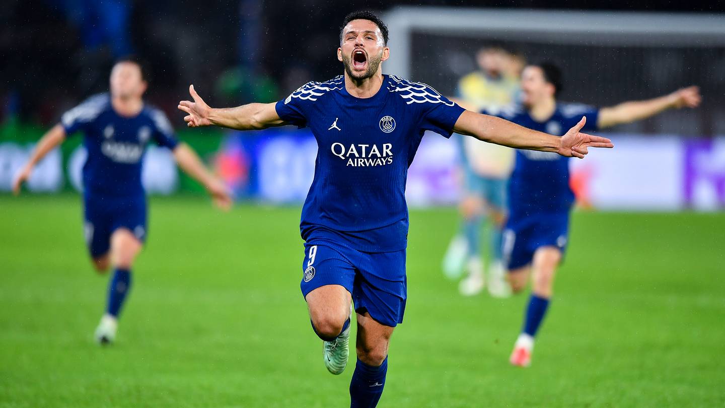 PSG complete incredible second half comeback win to take Man City down ...