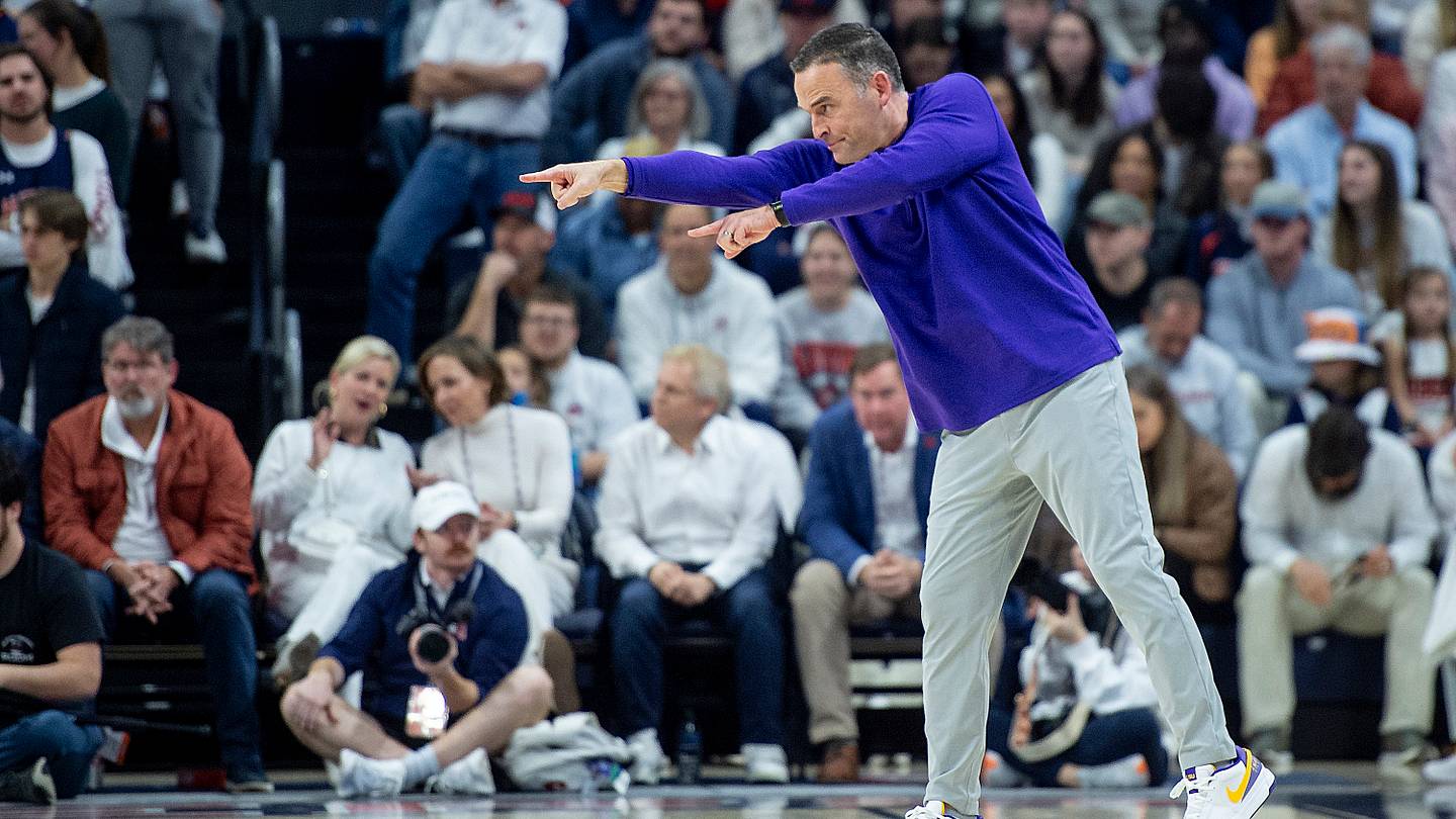 LSU Basketball named as one of five finalists for top 50 center recruit