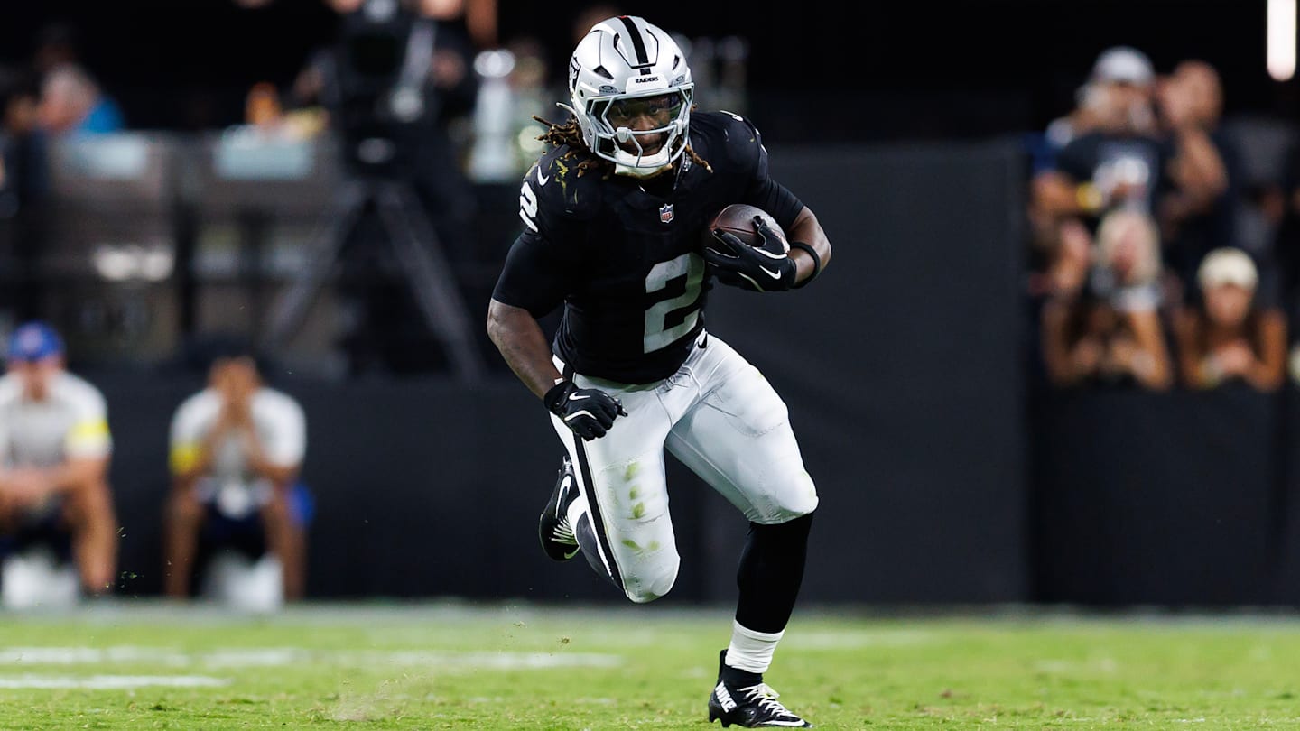 Ashton Jeanty outshined his rookie counterpart despite Raiders' struggles