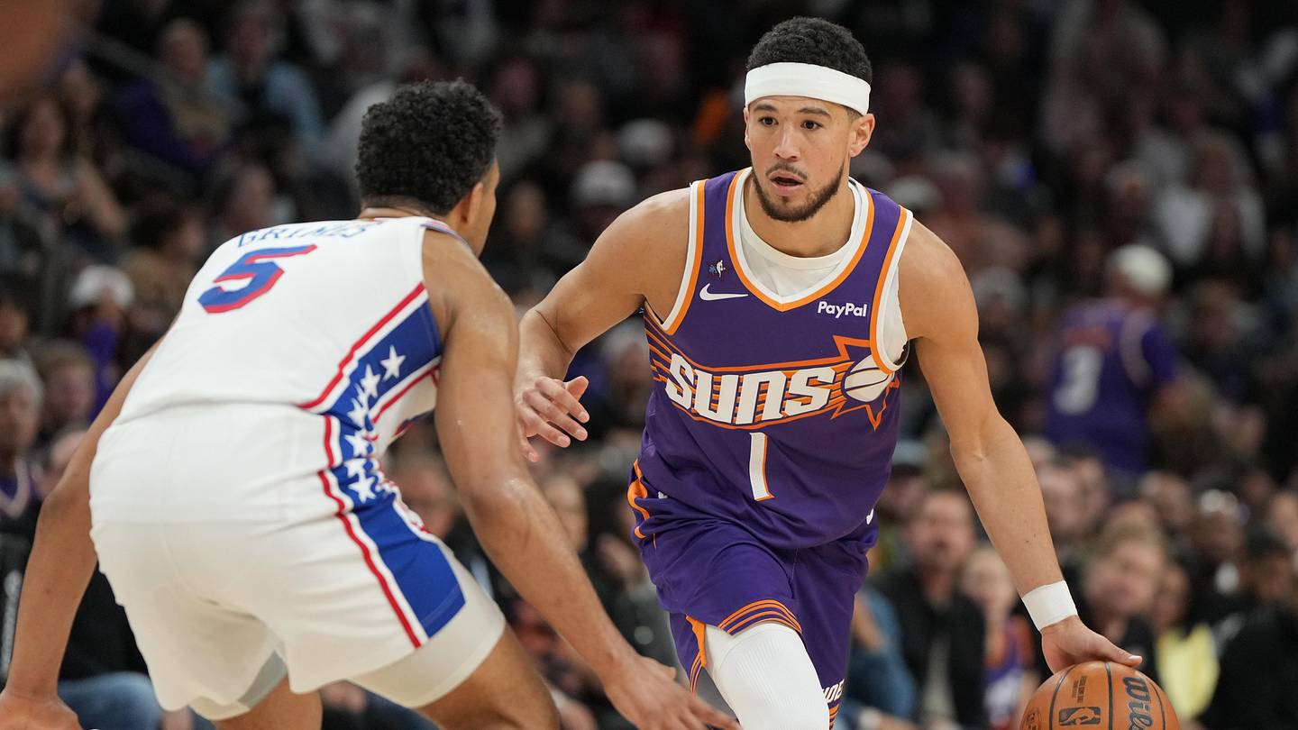 Suns Reveal Starting Lineup vs Mavericks
