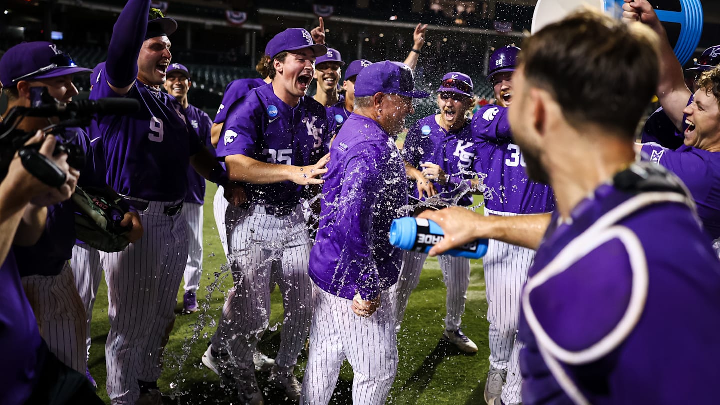 NCAA Tournament Moves To Super Regionals, 2 Big 12 Teams Advance