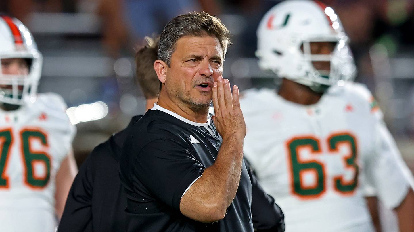 Miami OC Shannon Dawson defends Carson Beck after 4 INT performance