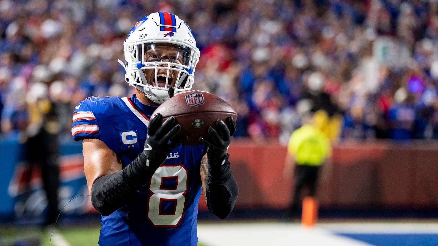Terrel Bernard says the quiet part out loud about Bills' defense ...