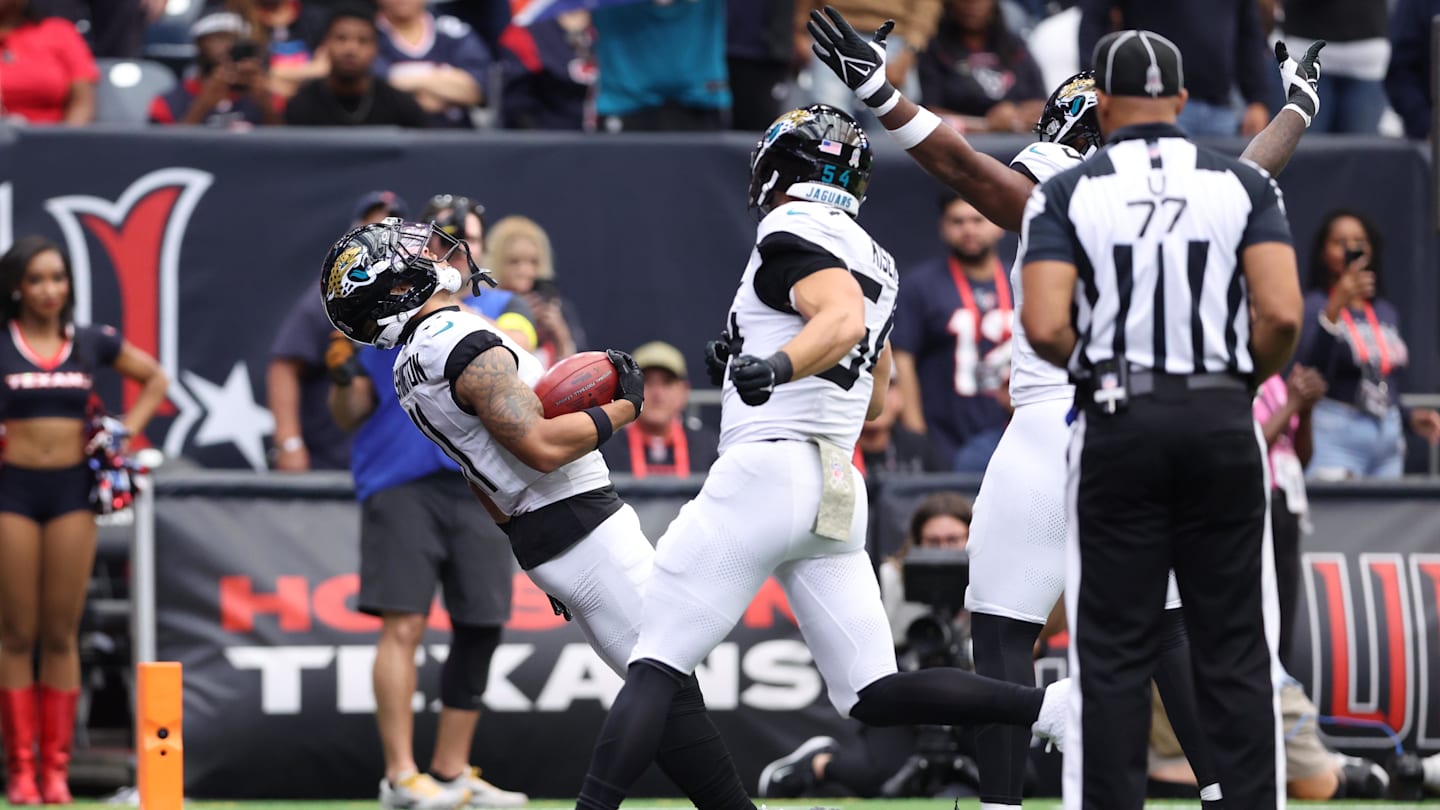 Jaguars get Parker Washington back for Chargers game but rule out key O ...