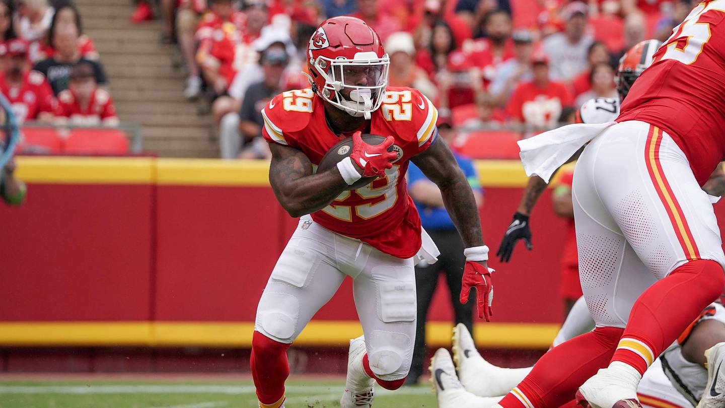 Former Chief Kicked to Curb by New Team Ahead of Week 9