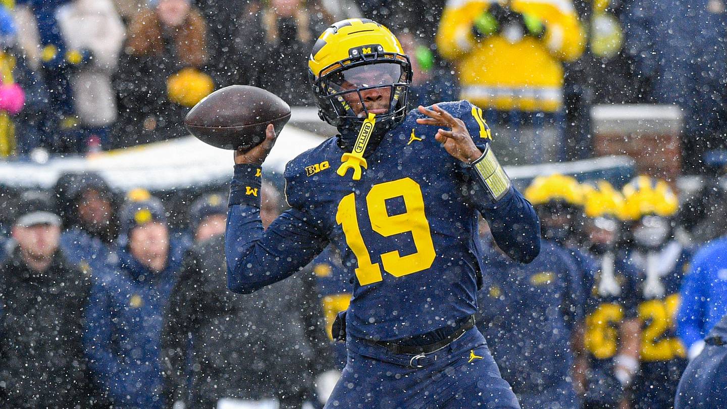 Michigan QB Bryce Underwood already getting courted by an LSU legend