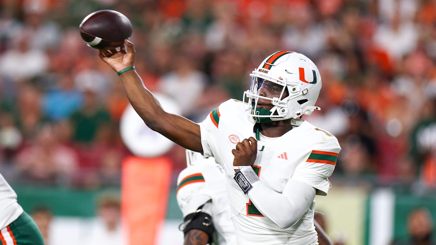 No. 8 Miami Hurricanes Take Control In Second Half And Defeat Bulls 50-15
