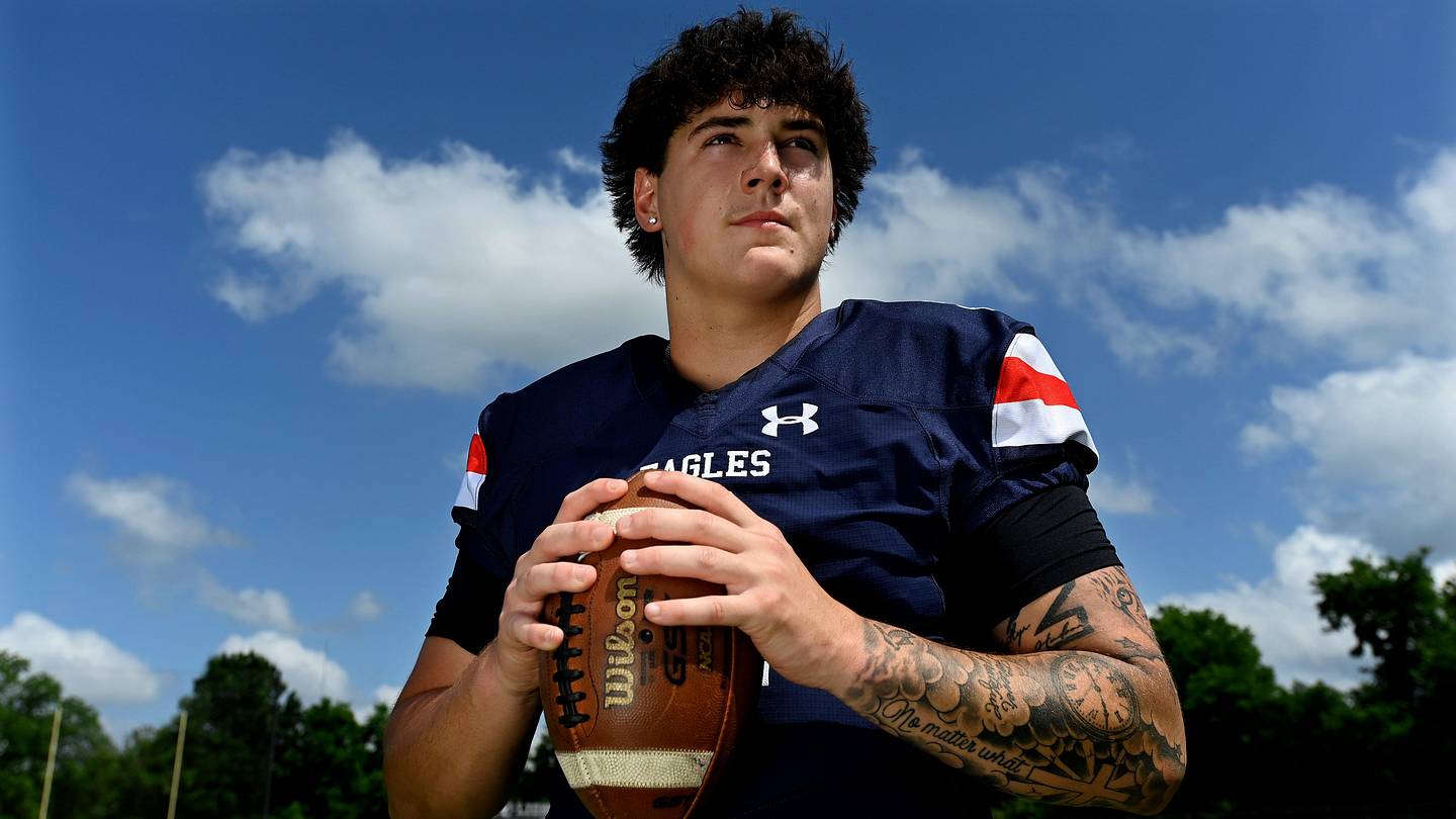 $1.7 million QB college football recruit named ‘instant impact’ player ...