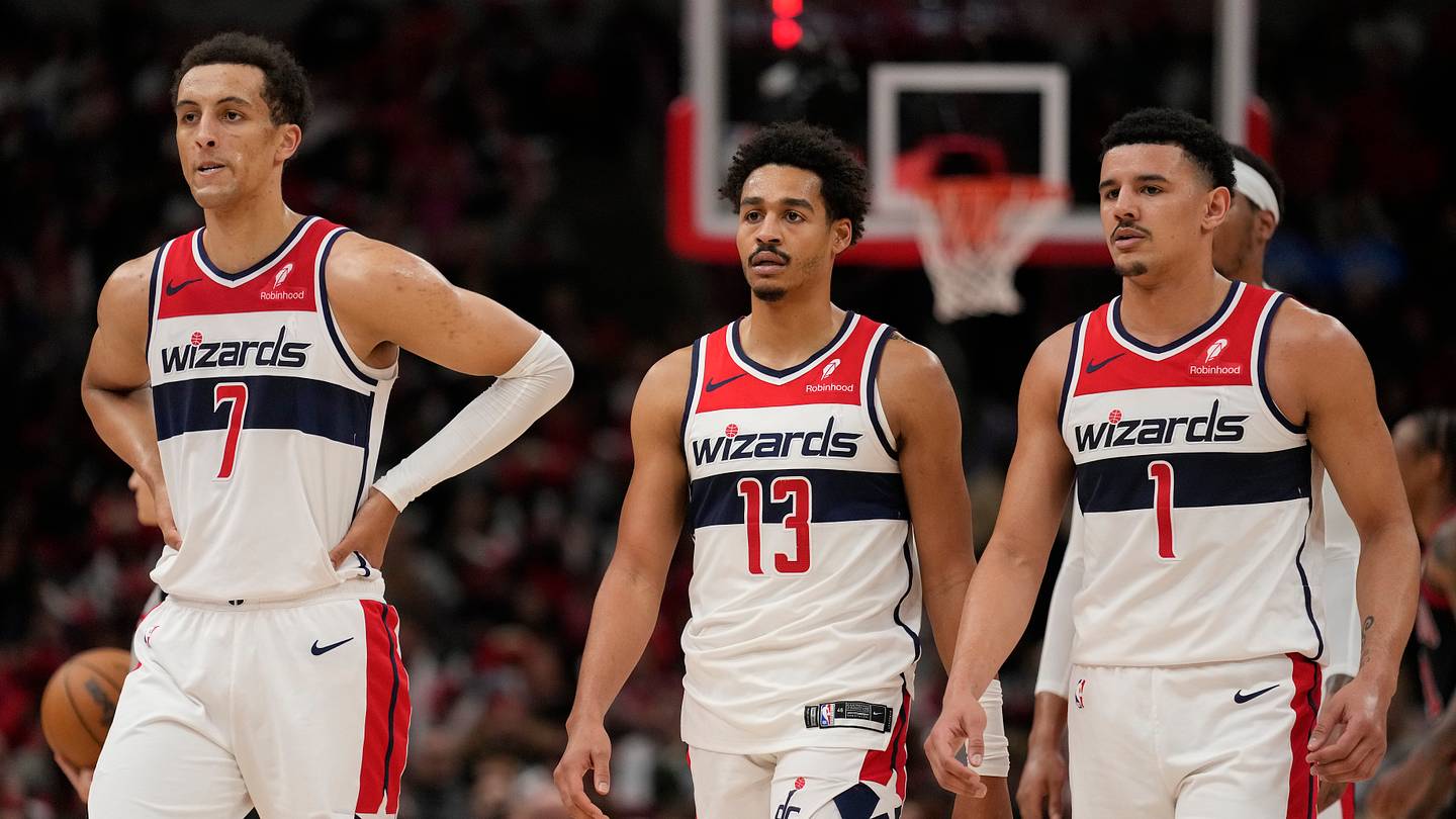 Wizards fans frustrated after team failed to trade former Warriors ...
