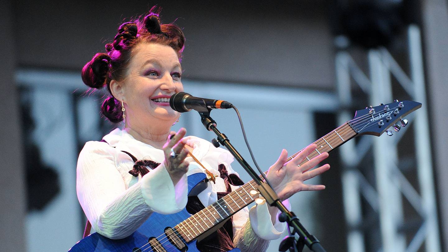 Who is Jane Siberry from 'The Crow: Original Motion Picture Soundtrack'?