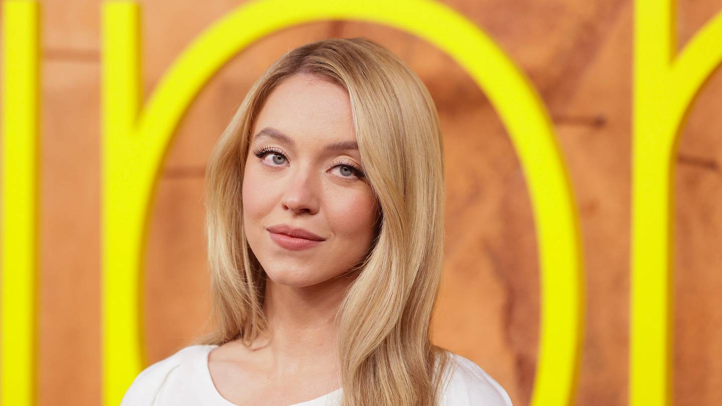 Sydney Sweeney Takes Fans Behind the Scenes of ‘SYRN Saloon’ at ...